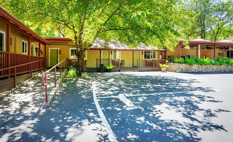 Photo Gallery| Best Calistoga Hotel| The Inn on Pine